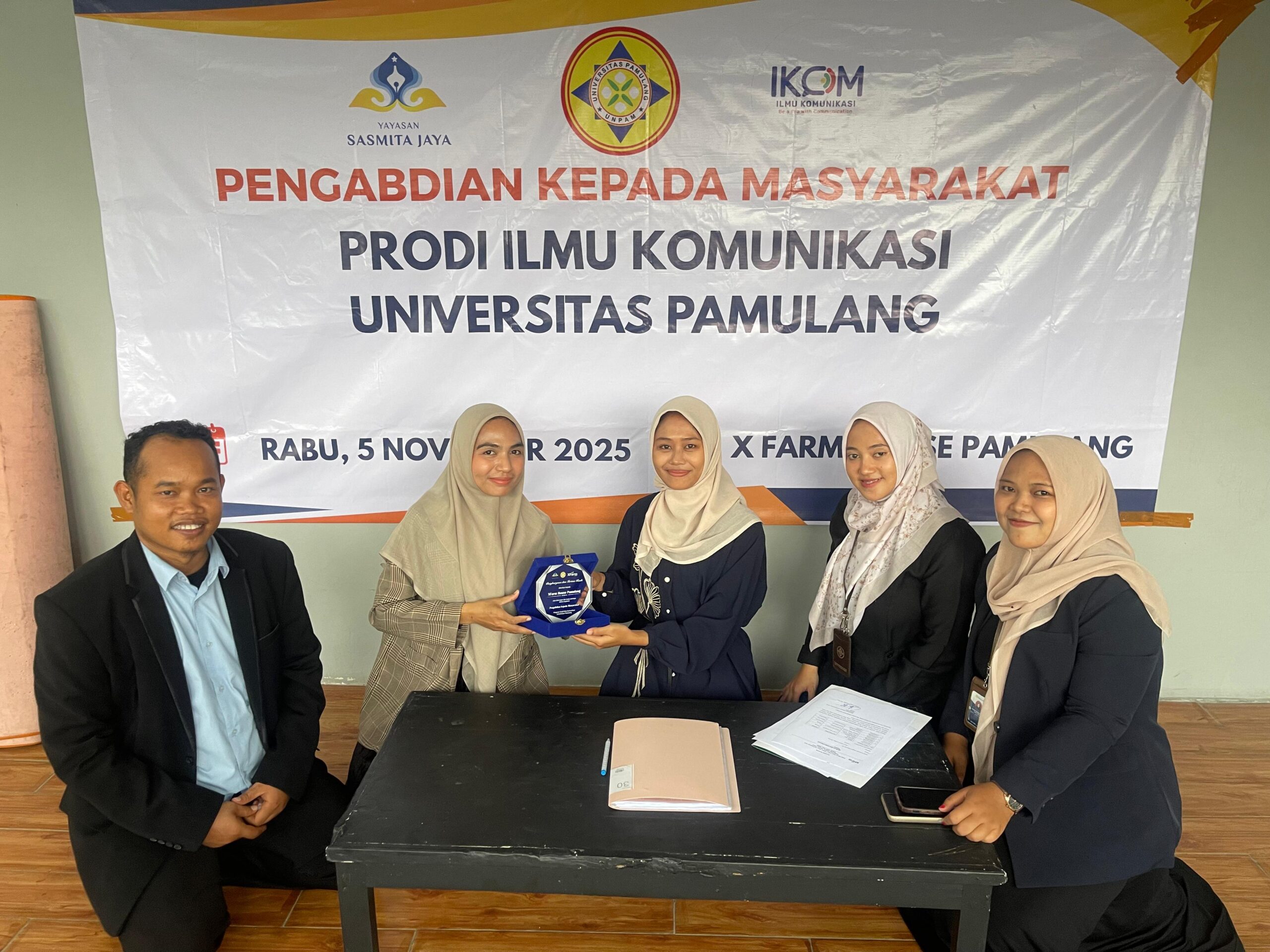 Prodi Ilkom UNPAM Adakan PKM, Dorong Pertanian Moderean Melalui Edukasi ...